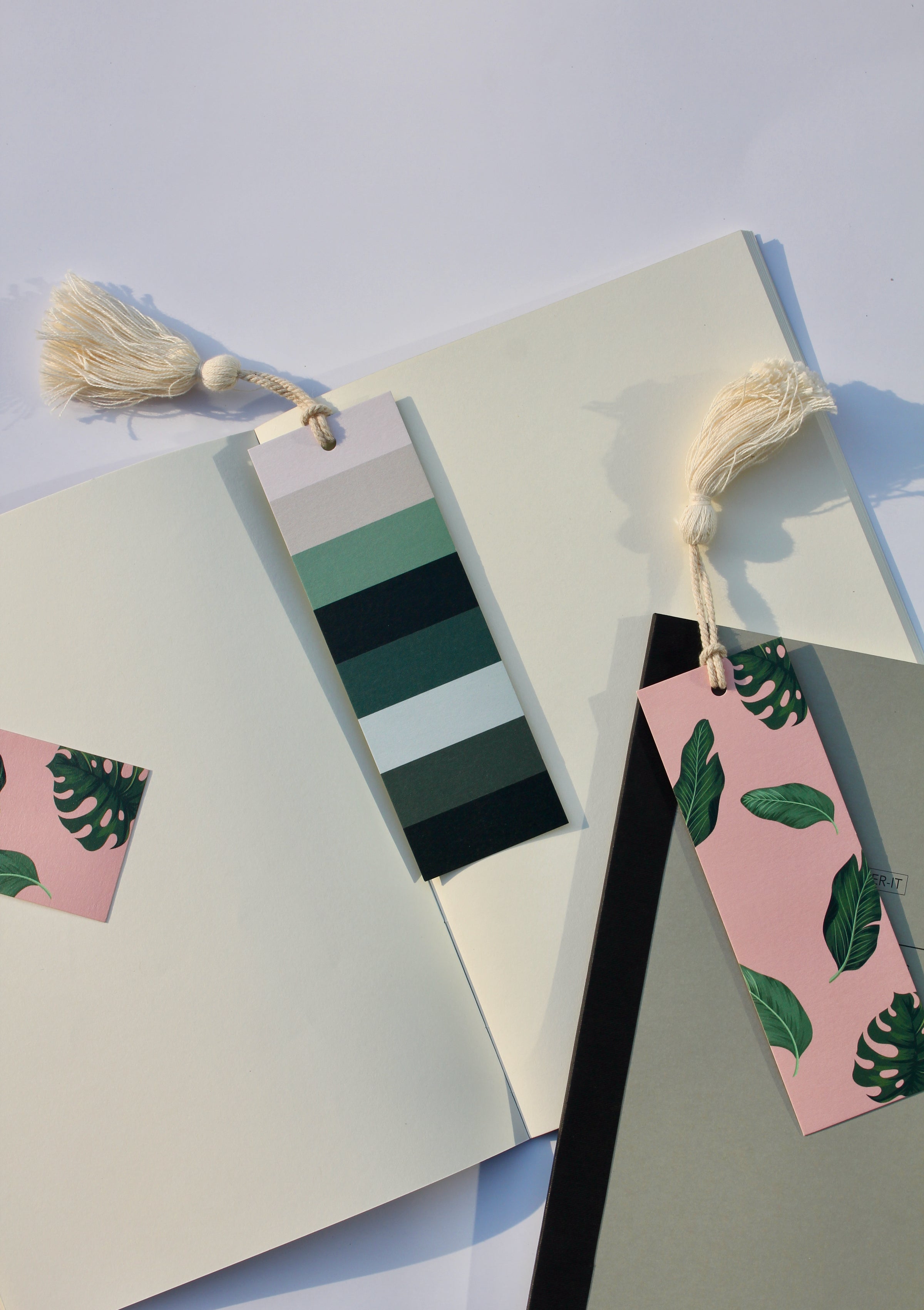 Escape bookmarks (set of 6)